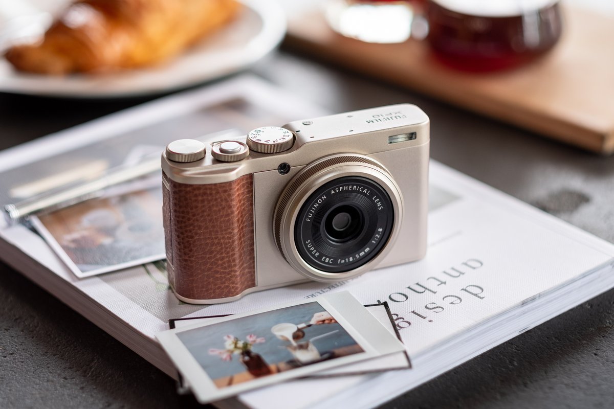 [Review] Fujifilm XF10: Máy ảnh Mirrorless tuy nhỏ nhưng có "võ ...